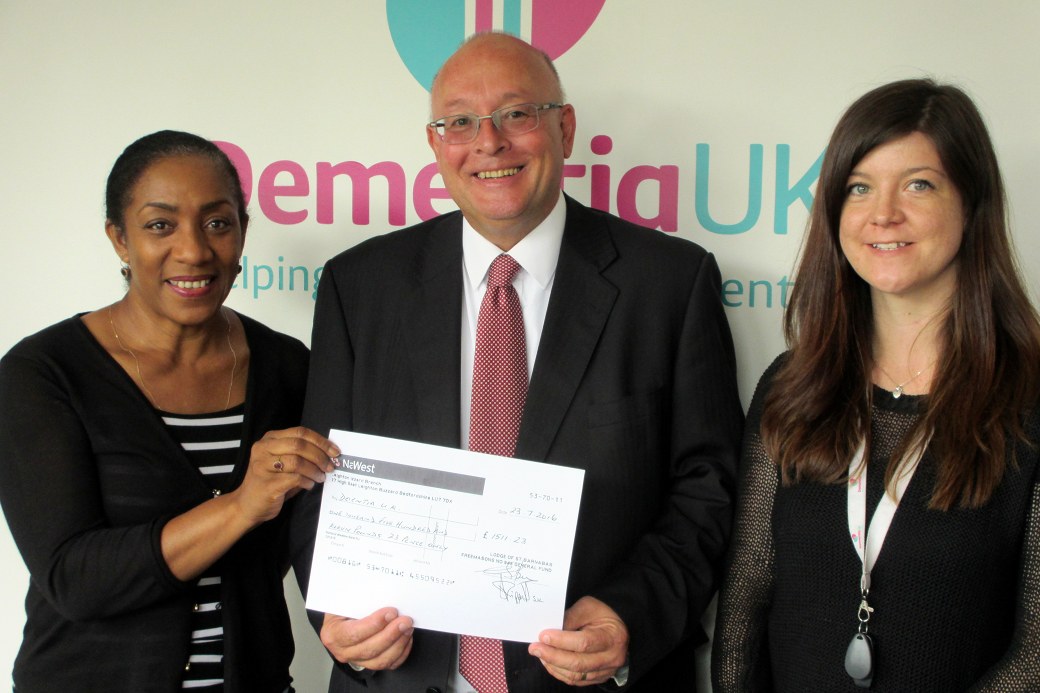 Buckinghamshire Provincial Grand Lodge - Dementia UK receives donation ...